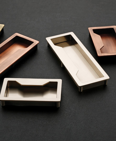 ARCHITECTURAL HARDWARE FITTINGS (V_111)